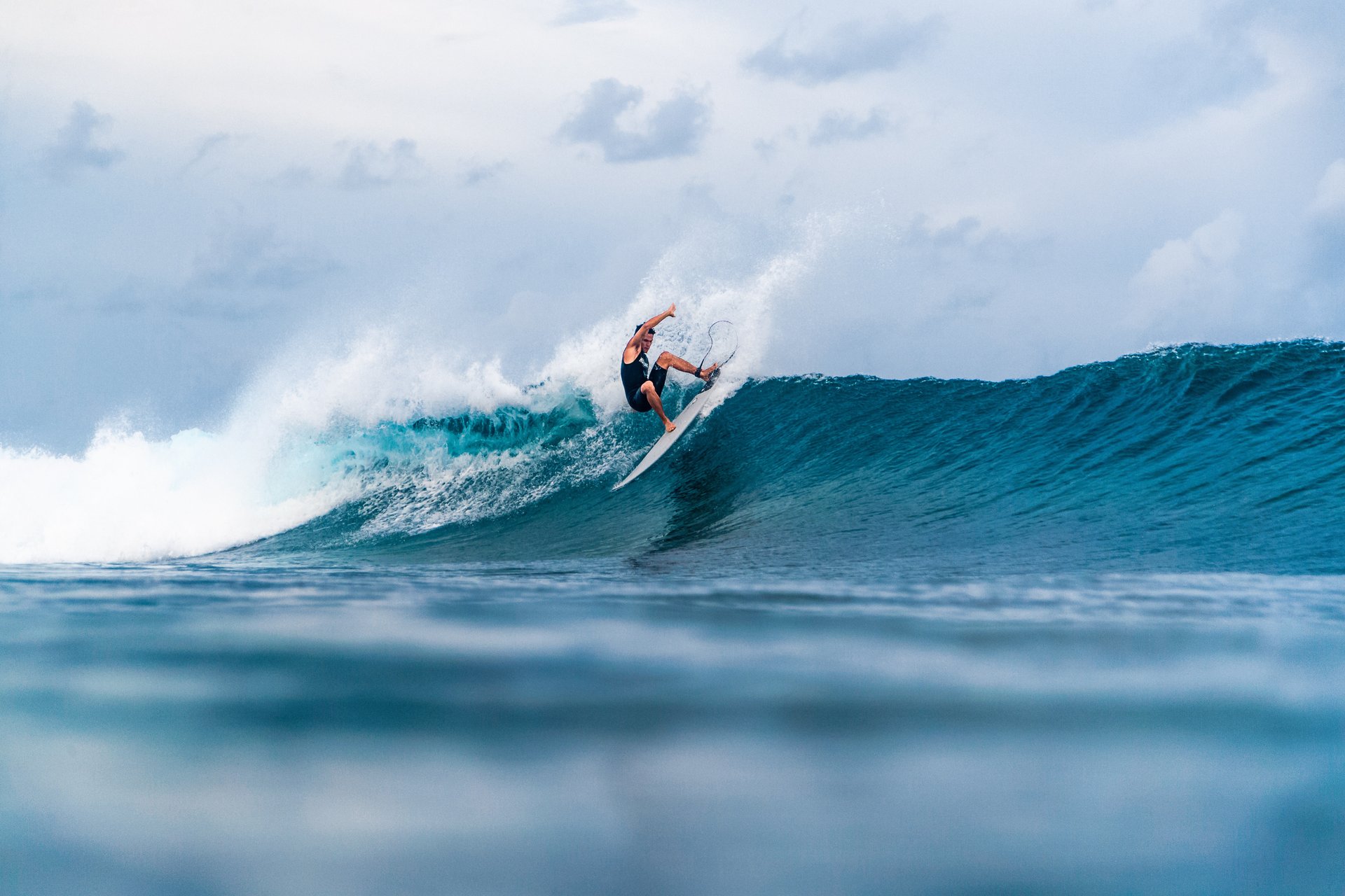 Best Surf Spots in South Asia - AsiaSurf.com